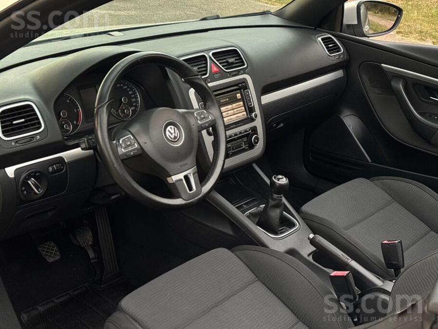 Volkswagen Eos 2011 Ventspils, ar dzinēja tilpumu 2.00 L un nobraukumu 232 tūkst. km par 5990 €, foto 4 vietnē AUTOMOTO.COM.LV