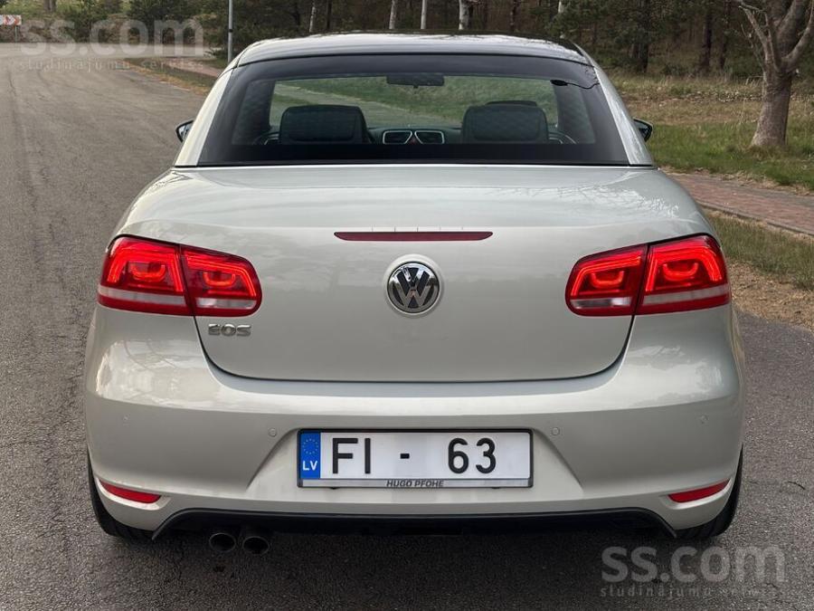 Volkswagen Eos 2011 Ventspils, ar dzinēja tilpumu 2.00 L un nobraukumu 232 tūkst. km par 5990 €, foto 21 vietnē AUTOMOTO.COM.LV