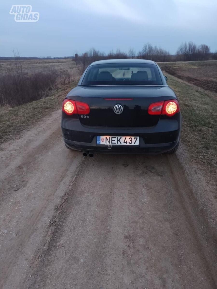 Volkswagen Eos 2006 Kauņa, ar dzinēja tilpumu 2.00 L un nobraukumu 171 tūkst. km par 100 €, foto 5 vietnē AUTOMOTO.COM.LV