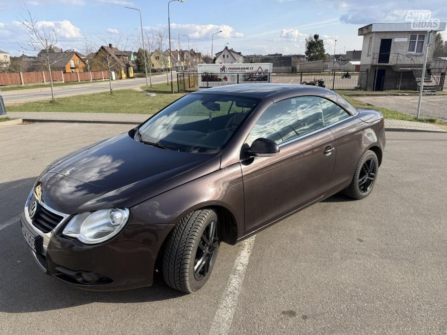 Volkswagen Eos 2008 in Telschi, with an engine capacity of 2.00 L and mileage of 300 thousand km for 2300 €, photo 1 on AUTOMOTO.COM.LV