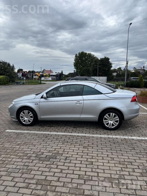 Pelēks Volkswagen Eos 2006 Rīga, ar dzinēja tilpumu 2.00 L un nobraukumu 285 tūkst. km par 3000 €, foto 7 vietnē AUTOMOTO.COM.LV