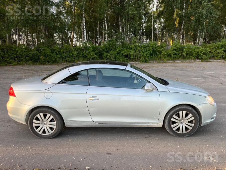 Серый Фольксваген Эос 2006 в Рига, объемом двигателя 2.00 л и пробегом 165 тыс. км за 2000 €, фото 3 на AUTOMOTO.COM.LV