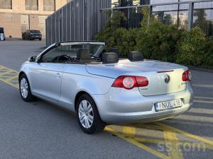 Grey Volkswagen Eos 2006 in Riga, with an engine capacity of 2.00 L and mileage of 108 thousand km for 4100 €, photo 8 on AUTOMOTO.COM.LV