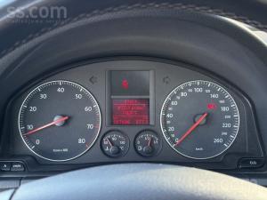 Grey Volkswagen Eos 2006 in Riga, with an engine capacity of 2.00 L and mileage of 108 thousand km for 4100 €, photo 23 on AUTOMOTO.COM.LV