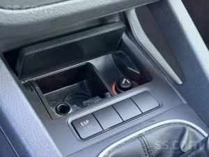 Grey Volkswagen Eos 2006 in Riga, with an engine capacity of 2.00 L and mileage of 108 thousand km for 4100 €, photo 27 on AUTOMOTO.COM.LV