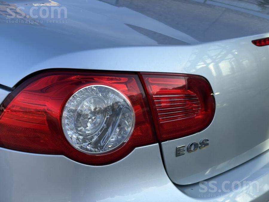 Grey Volkswagen Eos 2006 in Riga, with an engine capacity of 2.00 L and mileage of 108 thousand km for 4100 €, photo 32 on AUTOMOTO.COM.LV