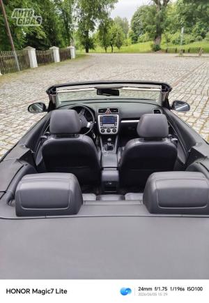 Pelēks Volkswagen Eos 2007 Šauļi, ar dzinēja tilpumu 2.00 L un nobraukumu 265 tūkst. km par 3800 €, foto 4 vietnē AUTOMOTO.COM.LV