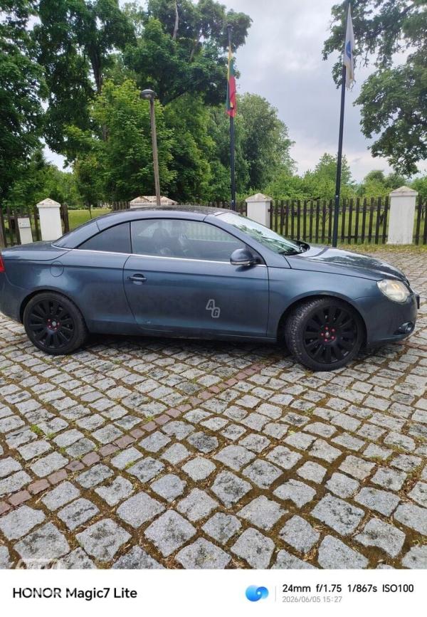 Pelēks Volkswagen Eos 2007 Šauļi, ar dzinēja tilpumu 2.00 L un nobraukumu 265 tūkst. km par 3800 €, foto 10 vietnē AUTOMOTO.COM.LV
