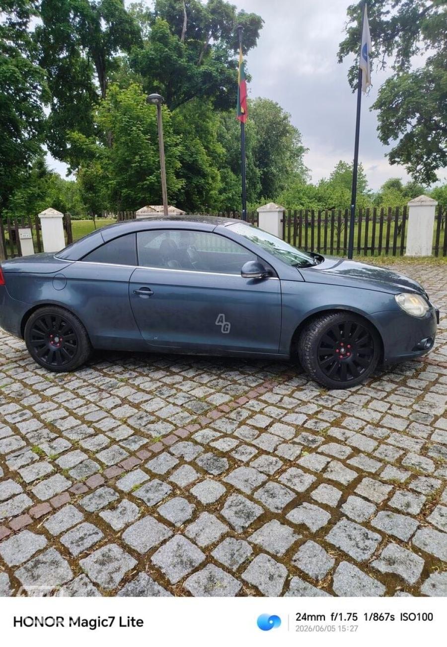 Pelēks Volkswagen Eos 2007 Šauļi, ar dzinēja tilpumu 2.00 L un nobraukumu 265 tūkst. km par 3800 €, foto 11 vietnē AUTOMOTO.COM.LV