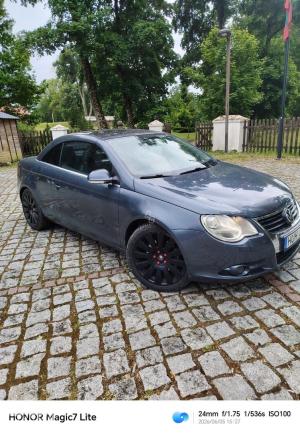 Pelēks Volkswagen Eos 2007 Šauļi, ar dzinēja tilpumu 2.00 L un nobraukumu 265 tūkst. km par 3800 €, foto 12 vietnē AUTOMOTO.COM.LV