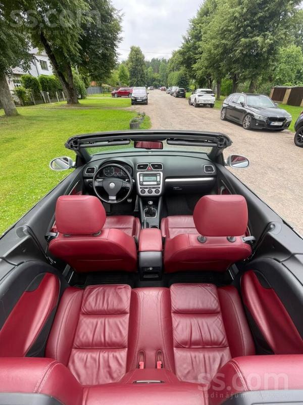 Pelēks Volkswagen Eos 2007 Rīga, ar dzinēja tilpumu 2.00 L un nobraukumu 265 tūkst. km par 2995 €, foto 9 vietnē AUTOMOTO.COM.LV