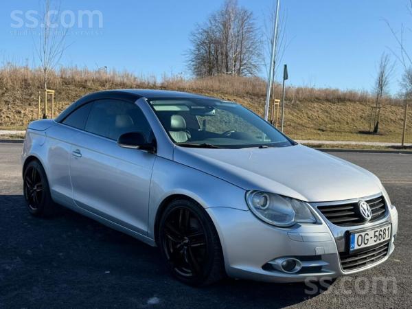 Grey Volkswagen Eos 2007 in Jelgava, with an engine capacity of 2.00 L and mileage of 298 thousand km for 2700 €, photo 2 on AUTOMOTO.COM.LV