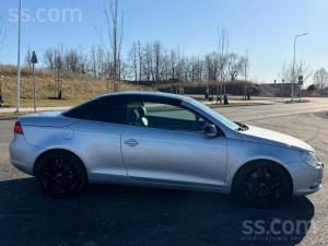 Pelēks Volkswagen Eos 2007 Jelgava, ar dzinēja tilpumu 2.00 L un nobraukumu 298 tūkst. km par 2700 €, foto 4 vietnē AUTOMOTO.COM.LV
