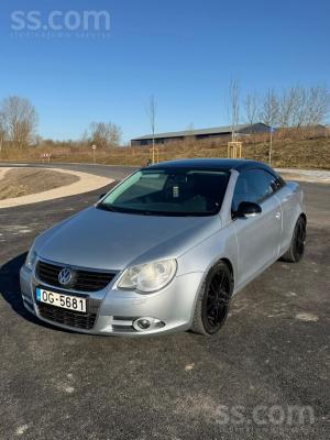 Pelēks Volkswagen Eos 2007 Jelgava, ar dzinēja tilpumu 2.00 L un nobraukumu 298 tūkst. km par 2700 €, foto 15 vietnē AUTOMOTO.COM.LV