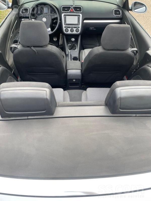 Grey Volkswagen Eos 2007 in Ogre, with an engine capacity of 2.00 L and mileage of 335 thousand km for 2662 €, photo 8 on AUTOMOTO.COM.LV