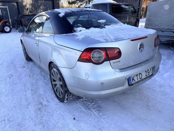 Grey Volkswagen Eos 2008 in Kaunas, with an engine capacity of 2.00 L and mileage of 400 thousand km for 1600 €, photo 4 on AUTOMOTO.COM.LV