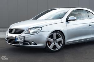 Pelēks Volkswagen Eos 2008 Klaipėda, ar dzinēja tilpumu 2.00 L un nobraukumu 303 tūkst. km par 3400 €, foto 7 vietnē AUTOMOTO.COM.LV