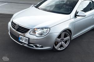Pelēks Volkswagen Eos 2008 Klaipėda, ar dzinēja tilpumu 2.00 L un nobraukumu 303 tūkst. km par 3400 €, foto 8 vietnē AUTOMOTO.COM.LV