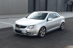 Pelēks Volkswagen Eos 2008 Klaipėda, ar dzinēja tilpumu 2.00 L un nobraukumu 303 tūkst. km par 3400 €, foto 15 vietnē AUTOMOTO.COM.LV
