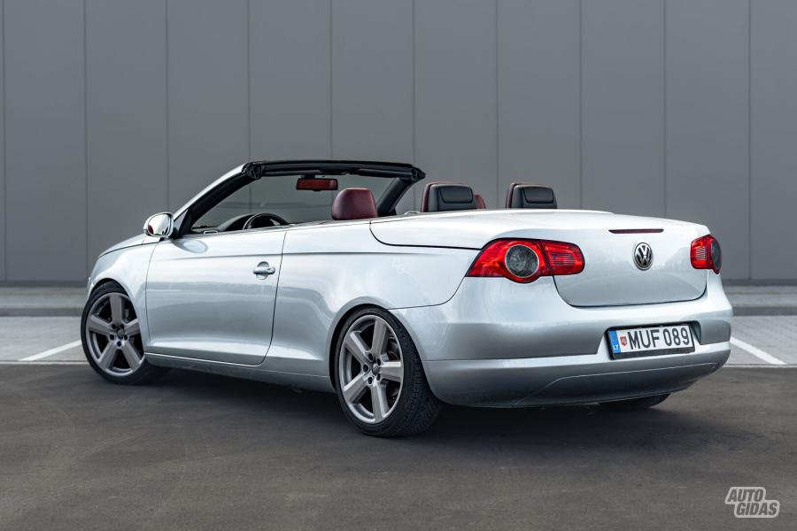 Pelēks Volkswagen Eos 2008 Klaipėda, ar dzinēja tilpumu 2.00 L un nobraukumu 303 tūkst. km par 3400 €, foto 22 vietnē AUTOMOTO.COM.LV