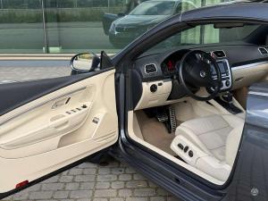 Pelēks Volkswagen Eos 2008 Klaipėda, ar dzinēja tilpumu 1.97 L un nobraukumu 186 tūkst. km par 3900 €, foto 3 vietnē AUTOMOTO.COM.LV