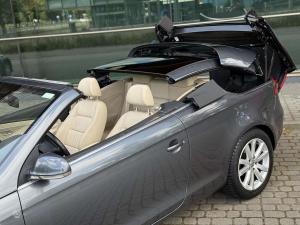 Pelēks Volkswagen Eos 2008 Klaipėda, ar dzinēja tilpumu 1.97 L un nobraukumu 186 tūkst. km par 3900 €, foto 7 vietnē AUTOMOTO.COM.LV