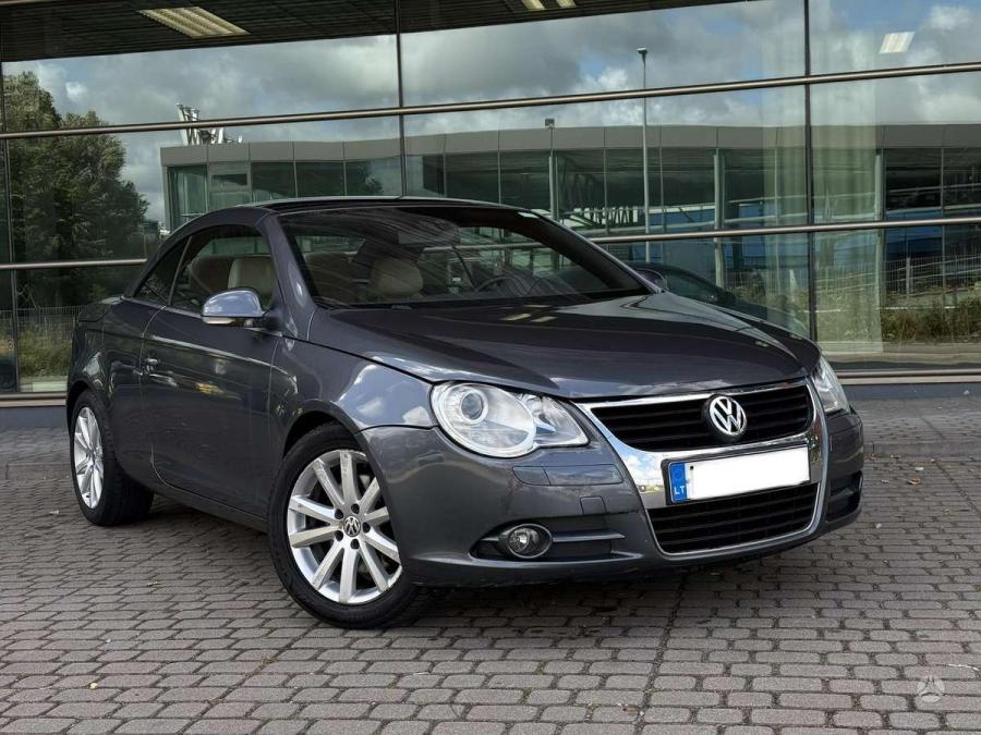 Pelēks Volkswagen Eos 2008 Klaipėda, ar dzinēja tilpumu 1.97 L un nobraukumu 186 tūkst. km par 3900 €, foto 9 vietnē AUTOMOTO.COM.LV