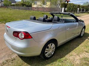 Grey Volkswagen Eos 2009 in Ukmerge, with an engine capacity of 2.00 L and mileage of 228 thousand km for 3550 €, photo  on AUTOMOTO.COM.LV