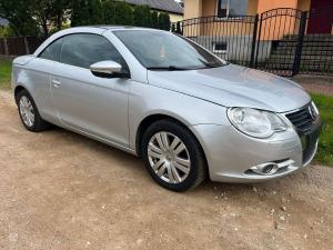Pelēks Volkswagen Eos 2009 Ukmergė, ar dzinēja tilpumu 2.00 L un nobraukumu 228 tūkst. km par 3550 €, foto 3 vietnē AUTOMOTO.COM.LV