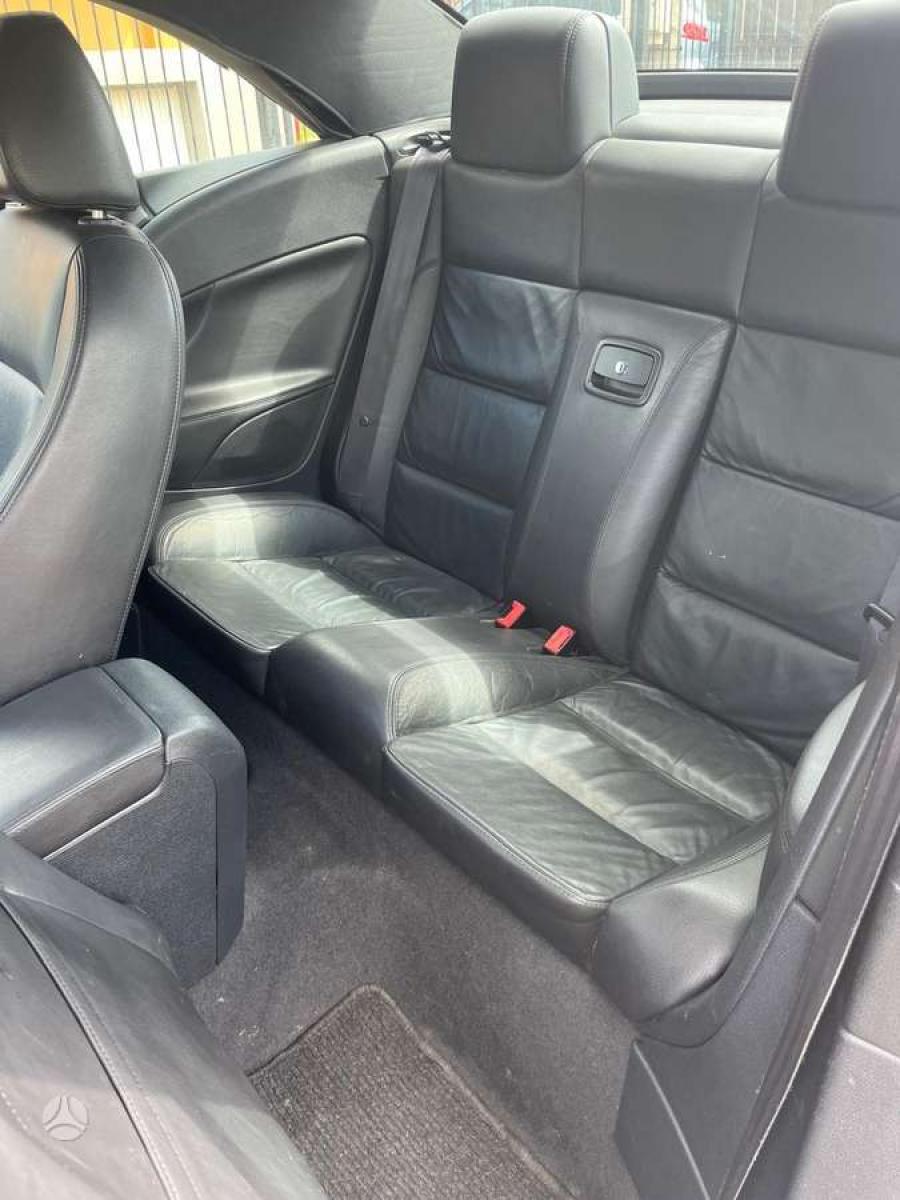 Pelēks Volkswagen Eos 2009 Ukmergė, ar dzinēja tilpumu 2.00 L un nobraukumu 228 tūkst. km par 3550 €, foto 7 vietnē AUTOMOTO.COM.LV