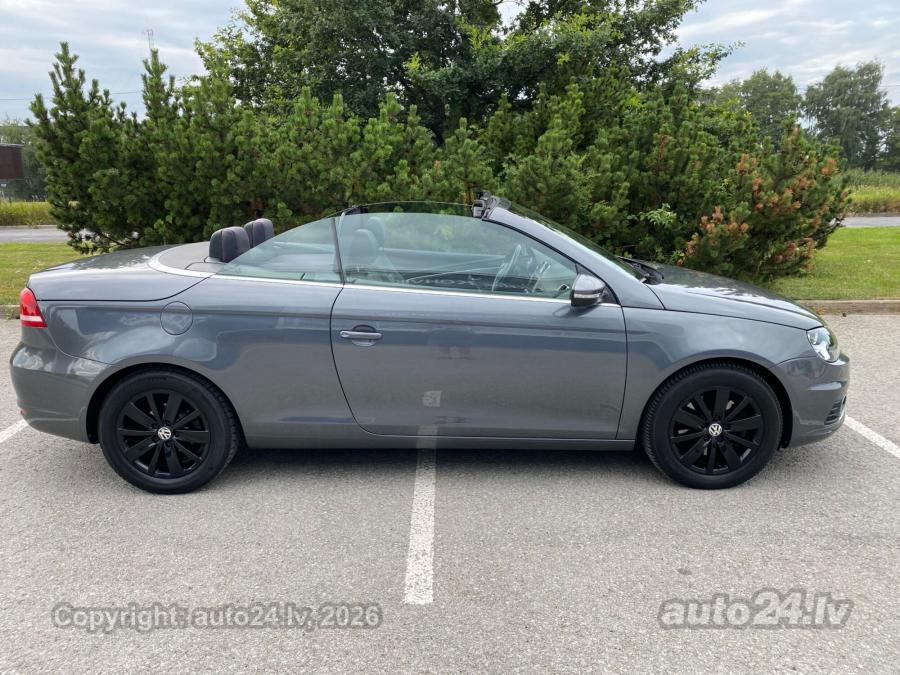Pelēks Volkswagen Eos 2011 Tallina, ar dzinēja tilpumu 2.00 L un nobraukumu 268 tūkst. km par 7900 €, foto 10 vietnē AUTOMOTO.COM.LV