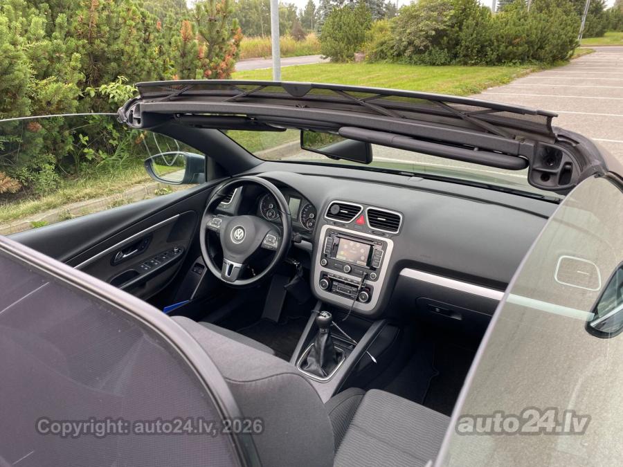 Pelēks Volkswagen Eos 2011 Tallina, ar dzinēja tilpumu 2.00 L un nobraukumu 268 tūkst. km par 7900 €, foto 11 vietnē AUTOMOTO.COM.LV