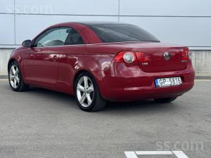 Sarkans Volkswagen Eos 2007 Rīga, ar dzinēja tilpumu 2.00 L un nobraukumu 193 tūkst. km par 3390 €, foto 9 vietnē AUTOMOTO.COM.LV