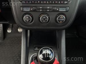 Sarkans Volkswagen Eos 2007 Rīga, ar dzinēja tilpumu 2.00 L un nobraukumu 193 tūkst. km par 3390 €, foto 22 vietnē AUTOMOTO.COM.LV