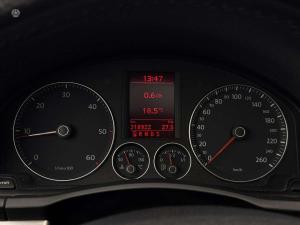 Violet Volkswagen Eos 2008 in Vilnius, with an engine capacity of 1.97 L and mileage of 319 thousand km for 4000 €, photo 17 on AUTOMOTO.COM.LV