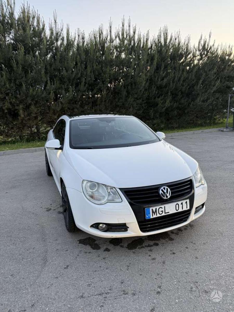 Balts Volkswagen Eos 2008 Kauņa, ar dzinēja tilpumu 1.97 L un nobraukumu 307 tūkst. km par 4600 €, foto 3 vietnē AUTOMOTO.COM.LV