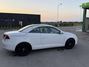 Balts Volkswagen Eos 2008 Kauņa, ar dzinēja tilpumu 1.97 L un nobraukumu 307 tūkst. km par 4600 €, foto 4 vietnē AUTOMOTO.COM.LV