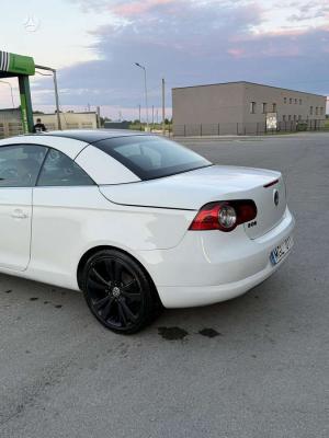 Balts Volkswagen Eos 2008 Kauņa, ar dzinēja tilpumu 1.97 L un nobraukumu 307 tūkst. km par 4600 €, foto 6 vietnē AUTOMOTO.COM.LV