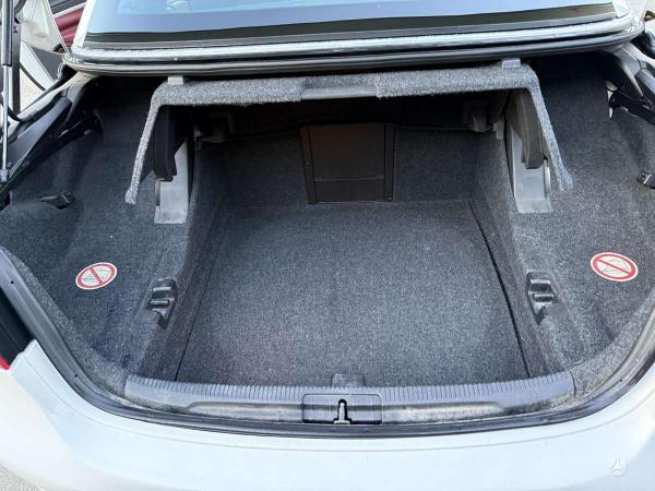 Balts Volkswagen Eos 2008 Kauņa, ar dzinēja tilpumu 1.97 L un nobraukumu 307 tūkst. km par 4600 €, foto 9 vietnē AUTOMOTO.COM.LV