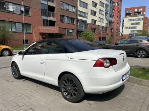 White Volkswagen Eos 2009 in Vilnius, with an engine capacity of 2.00 L and mileage of 220 thousand km for 3750 €, photo 6 on AUTOMOTO.COM.LV