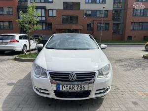 White Volkswagen Eos 2009 in Vilnius, with an engine capacity of 2.00 L and mileage of 220 thousand km for 3750 €, photo 15 on AUTOMOTO.COM.LV