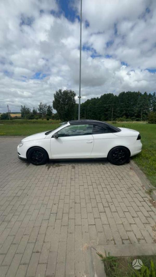 Balts Volkswagen Eos 2009 Alīta, ar dzinēja tilpumu 2.00 L un nobraukumu 235 tūkst. km par 3000 €, foto 1 vietnē AUTOMOTO.COM.LV