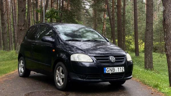 Melns Volkswagen Fox 2007 Viļņa, ar dzinēja tilpumu 1.20 L un nobraukumu 131 tūkst. km par 699 €, foto 5 vietnē AUTOMOTO.COM.LV