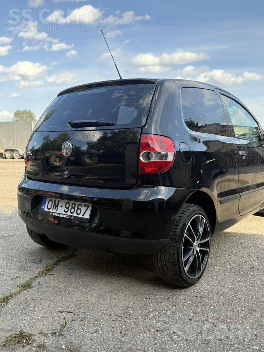Melns Volkswagen Fox 2007 Madona, ar dzinēja tilpumu 1.20 L un nobraukumu 96 tūkst. km par 2130 €, foto 6 vietnē AUTOMOTO.COM.LV