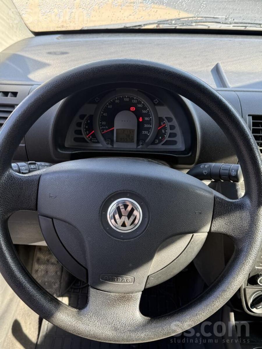 Melns Volkswagen Fox 2007 Madona, ar dzinēja tilpumu 1.20 L un nobraukumu 96 tūkst. km par 2130 €, foto 15 vietnē AUTOMOTO.COM.LV