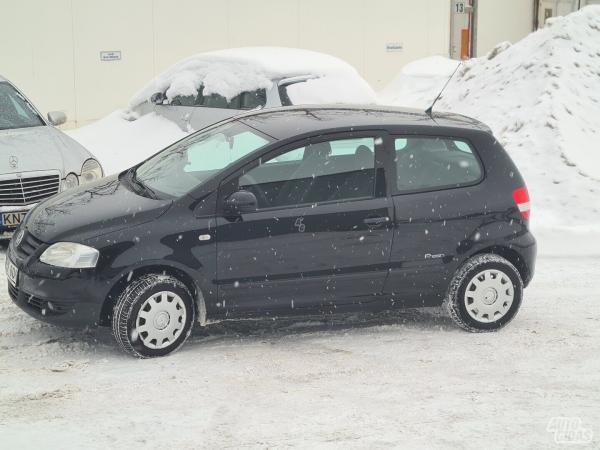 Melns Volkswagen Fox 2008 Klaipėda, ar dzinēja tilpumu 1.20 L un nobraukumu 231 tūkst. km par 1200 €, foto 1 vietnē AUTOMOTO.COM.LV