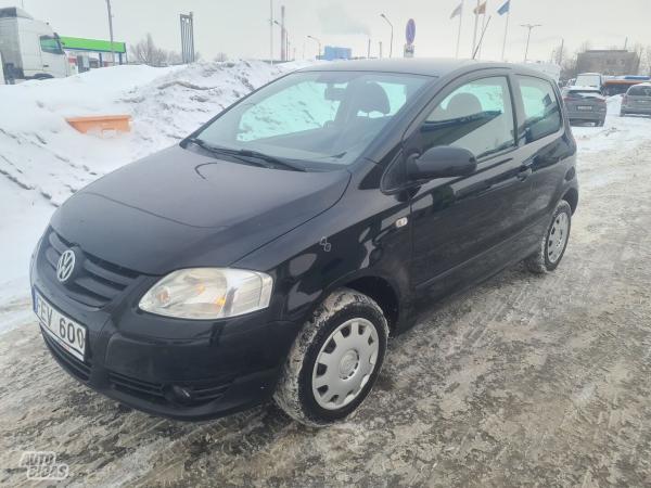Melns Volkswagen Fox 2008 Klaipėda, ar dzinēja tilpumu 1.20 L un nobraukumu 231 tūkst. km par 1200 €, foto 2 vietnē AUTOMOTO.COM.LV