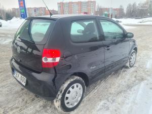 Melns Volkswagen Fox 2008 Klaipėda, ar dzinēja tilpumu 1.20 L un nobraukumu 231 tūkst. km par 1200 €, foto 5 vietnē AUTOMOTO.COM.LV