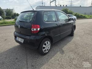 Melns Volkswagen Fox 2008 Kauņa, ar dzinēja tilpumu 1.20 L un nobraukumu 155 tūkst. km par 500 €, foto 4 vietnē AUTOMOTO.COM.LV