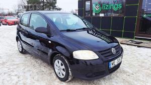 Black Volkswagen Fox 2010 in Riga, with an engine capacity of 1.20 L and mileage of 177 thousand km for 1600 €, photo 3 on AUTOMOTO.COM.LV